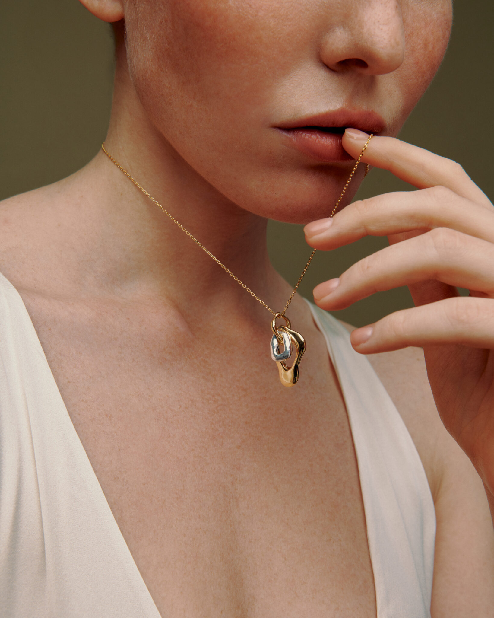 Sofisticação e Inovação: VEHR Celebra Cinco Anos de Excelência no ...